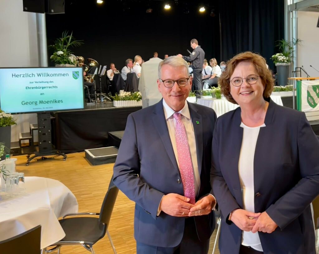 Georg Moenikes zum Ehrenbürger von Emsdetten ernannt – Andrea Stullich
